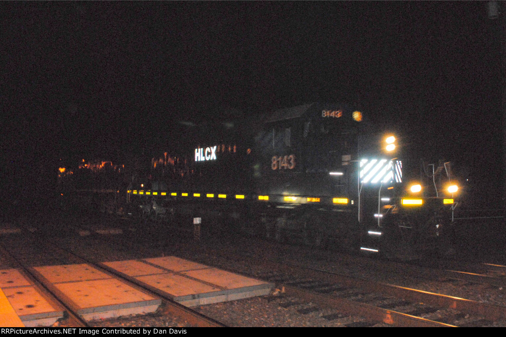 HLCX SD40-2 8143 leads Q301-28